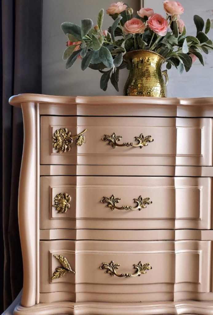 Regal Emblems | Redesign With Prima Decor Mould - Vintage Charm